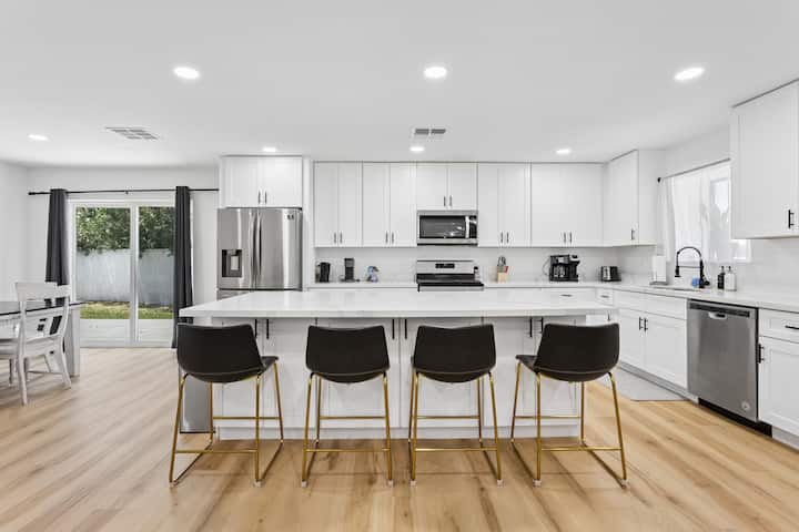 Spacious 5bedroom/3bath Central Phoenix Home - Phoenix