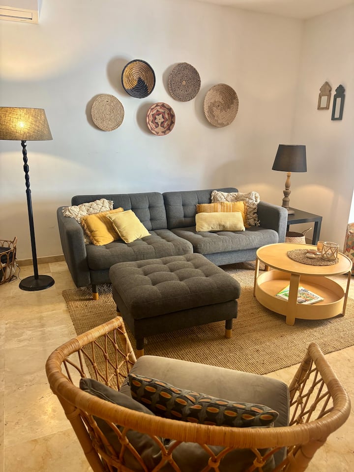 On The Sea, Walking Distance To Beach And Old-town - Estepona