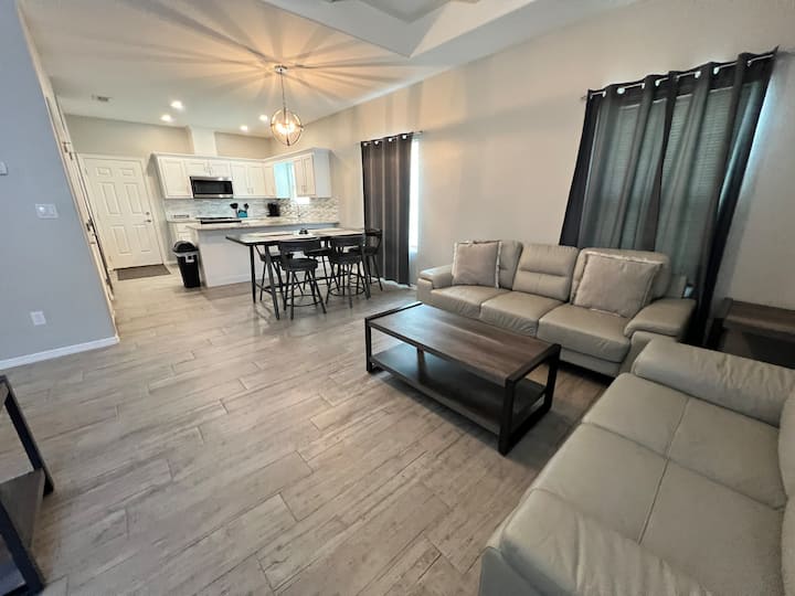 Quiet Place Close To Hospitals And Many Stores #4 - Pharr, TX