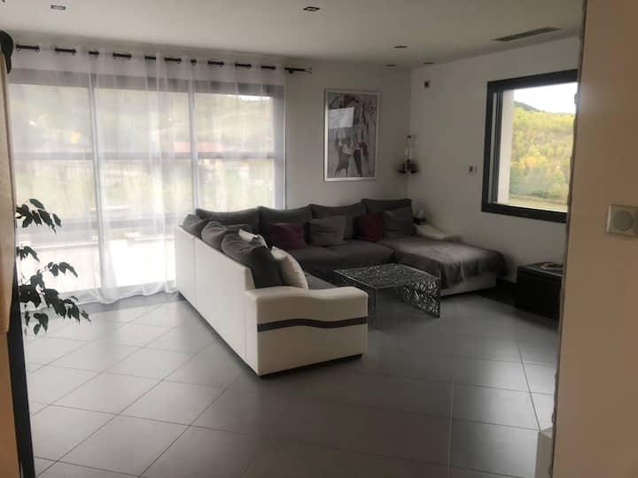 Chambres Lits Doubles Ou Simples - Tarare