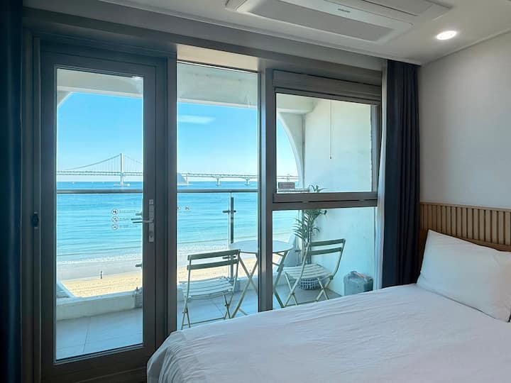 [Hyoi Stay The Gwangan] #42시그니처오션뷰  #전객실테라스 #요트할인 - Pusan