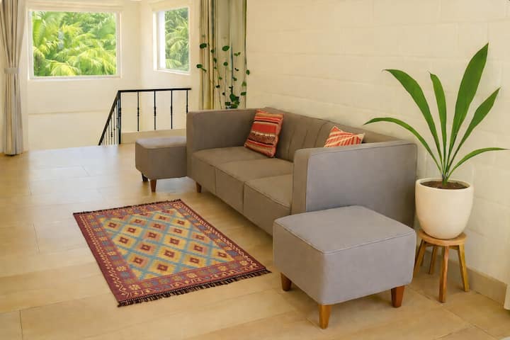 Golden Orchard Farmstay | Full Floor| Near Lake - Bhopal