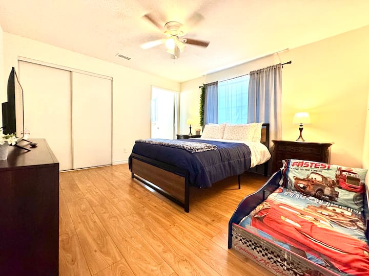 2b2ba Guest Suite Near Disneyland - Anaheim, CA