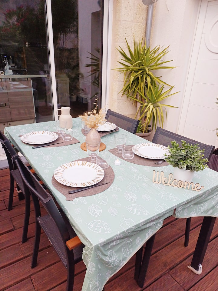 Maison En Pierre 2 Chambres Jardin Et Terrasse - Bordeaux