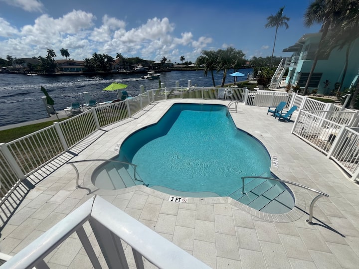 Aloha On The Intracoastal Water#5 Impeccable 1bdr - Pompano Beach, FL