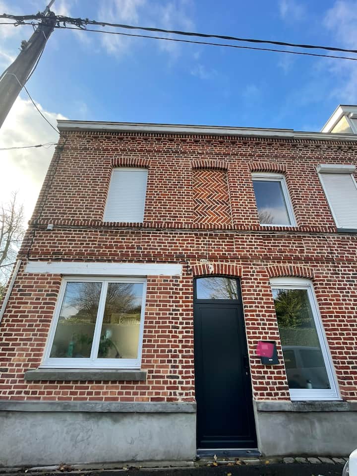 Maison Rénovée Au Centre De Mouvaux Proche Tramway - Tourcoing