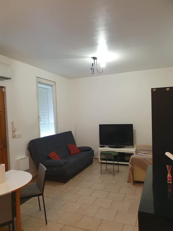 Maison Cosy Avec Terrasse – Calme & Confort - 馬賽