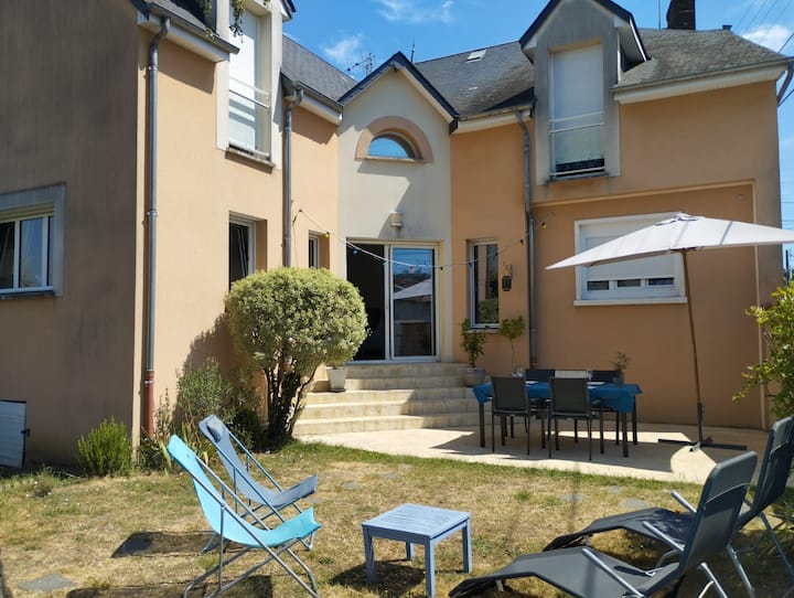 Grande Maison De Ville Proche Du Circuit Des 24h - Le Mans