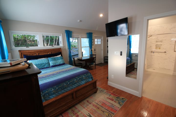 A Peaceful Place In Providence - Providence, RI