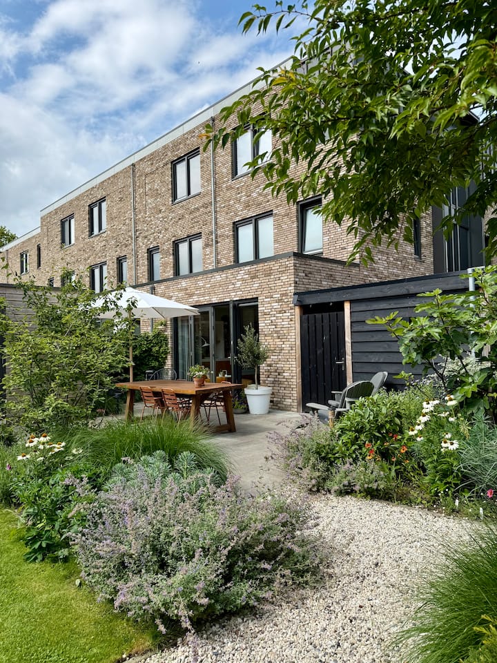 Stylish Home & Big Garden For Families In Alkmaar - Alkmaar