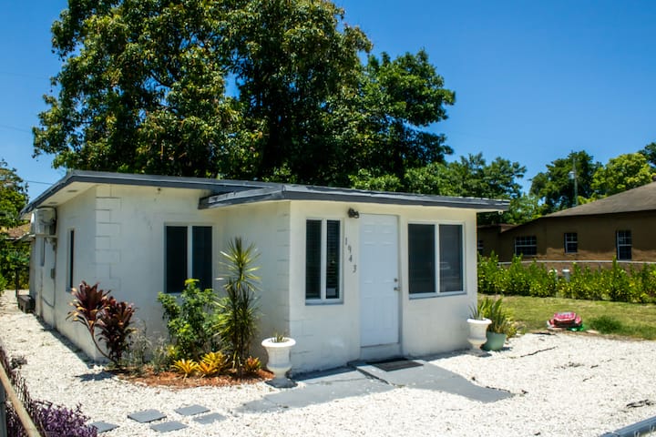 Spacious Home Near Mia & Port - Aéroport international de Miami (MIA)