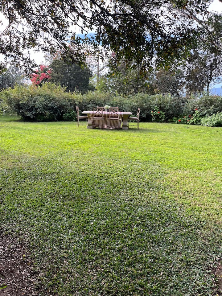 Llarrom Cottage | Gorgeous Country Home With Pool - Scone