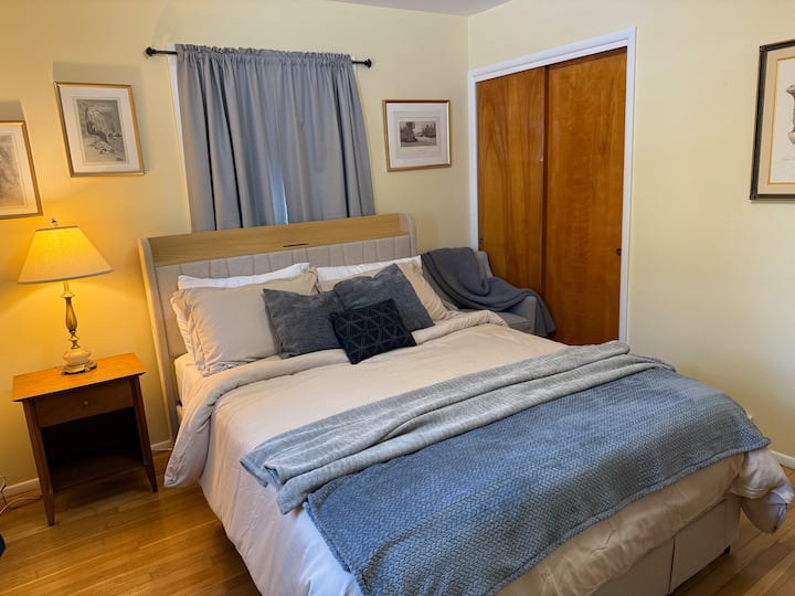 Cozy Two Bedroom Home In The Village Of Lewiston - Youngstown, NY