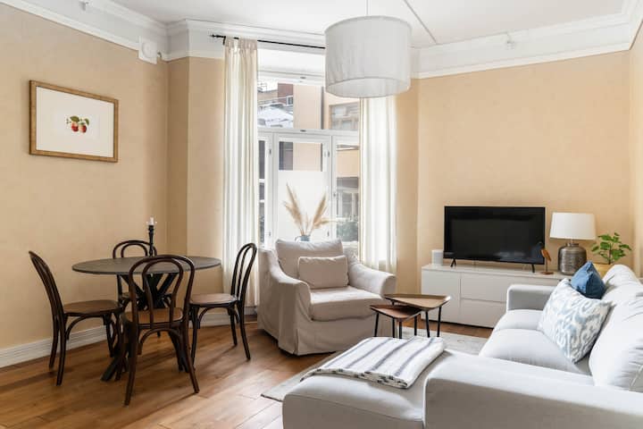 Beautiful Flat With Amazing Location - Helsinki