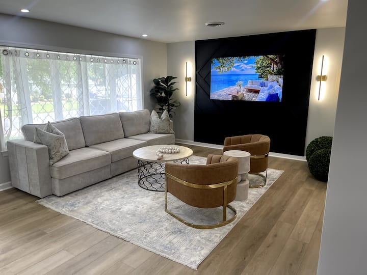 The Lux Rancher! - Dover, DE