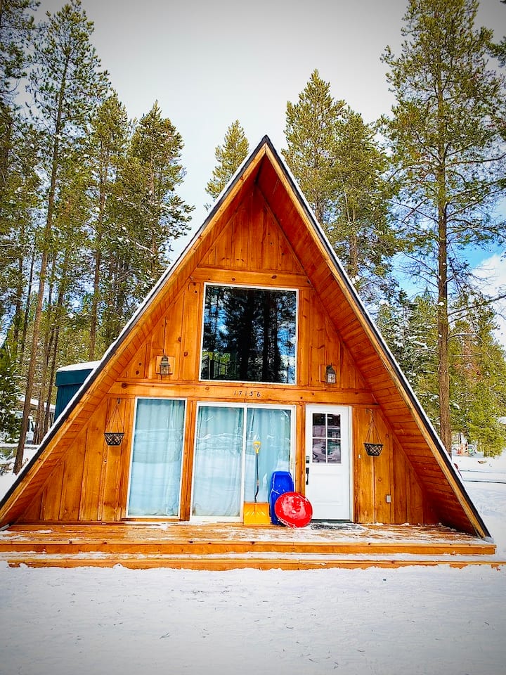 A-frame, Cedar Hot Tub Near Mt Bachelor - Oregon