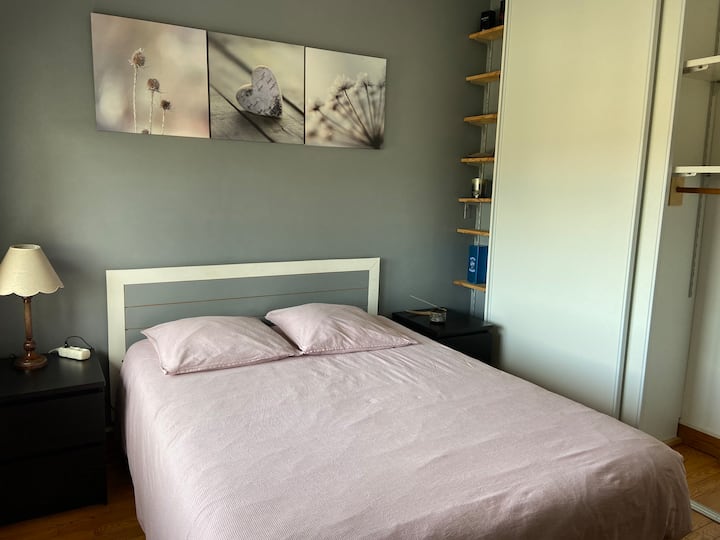 Proche Circuit Des 24h – Chambre Privée Et Confort - Le Mans
