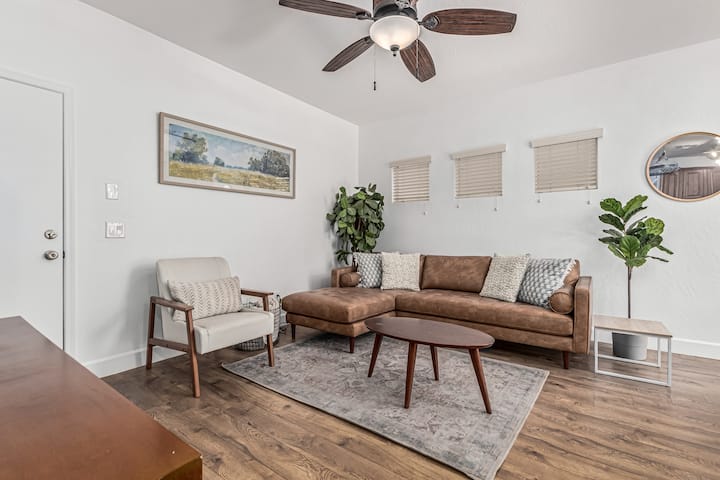 Clean Family Friendly Gilbert Home, Community Pool - 메사
