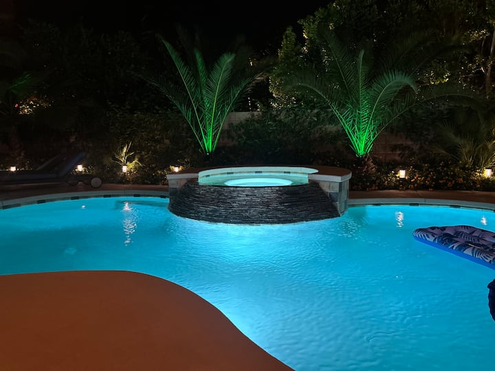 Rare Open-for Coachella And Stagecoach! Gated Pool - California