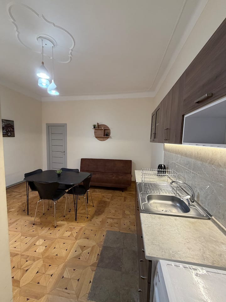 Lovely One Bedroom Rental Apartment In Yerevan - Yerevan