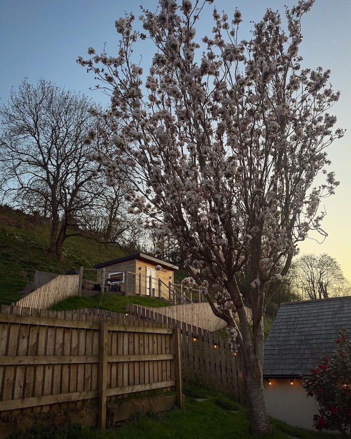 Castle View. A Beautiful & Cosy Llangollen Chalet - Llangollen