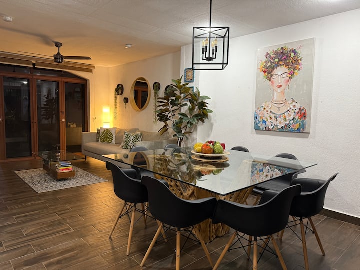 Linda Villa Recién Remodelada Cerca De La Playa - Ixtapa Zihuatanejo