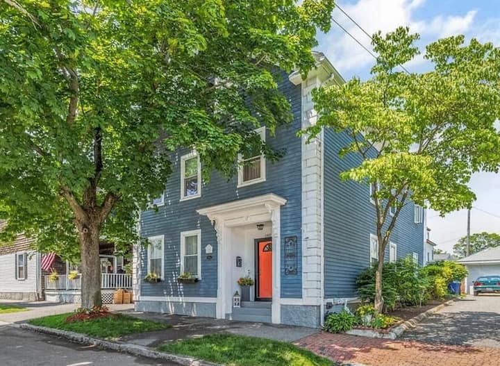 Salem's Haunted Haven - Salem, MA