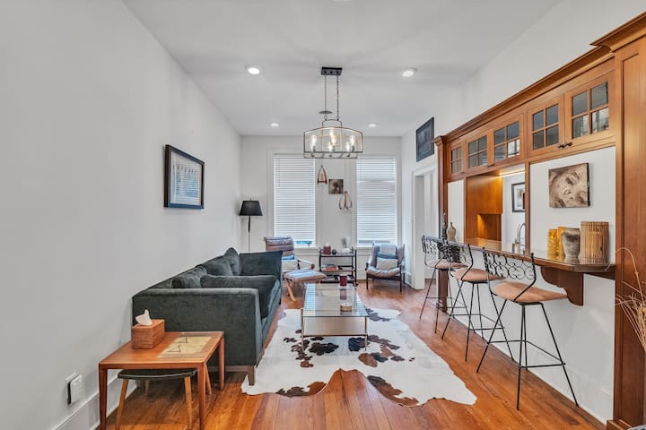 Moore On Main | 2 Bedroom Loft On Main Street - Abingdon, VA