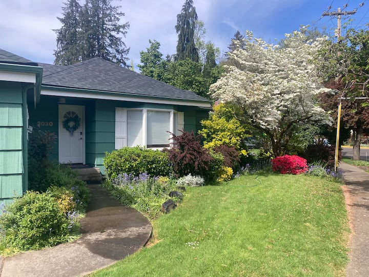 Hayward Field 2 Bedroom -Pet Friendly - 尤金