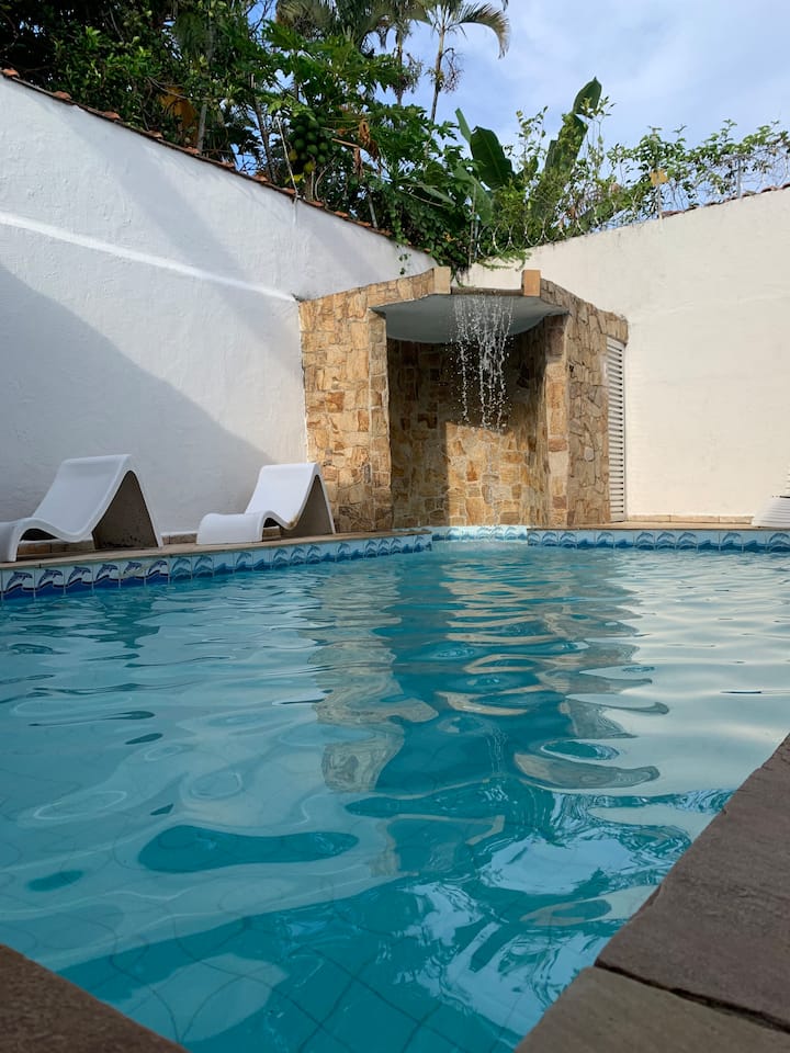 Casa Aconchegante Com Piscina • Perto Da Praia - Guarujá