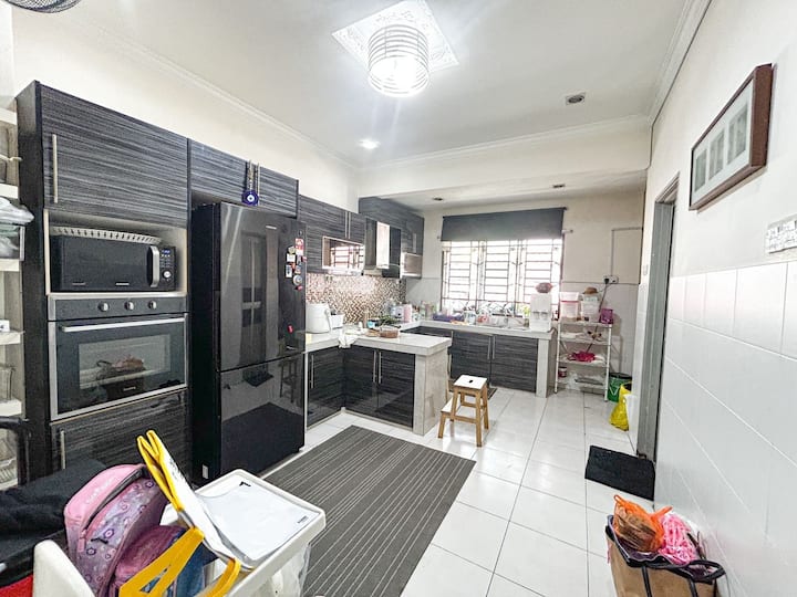 Tropical Homestay In Town, Luxurious And Relaxing! - Cyberjaya