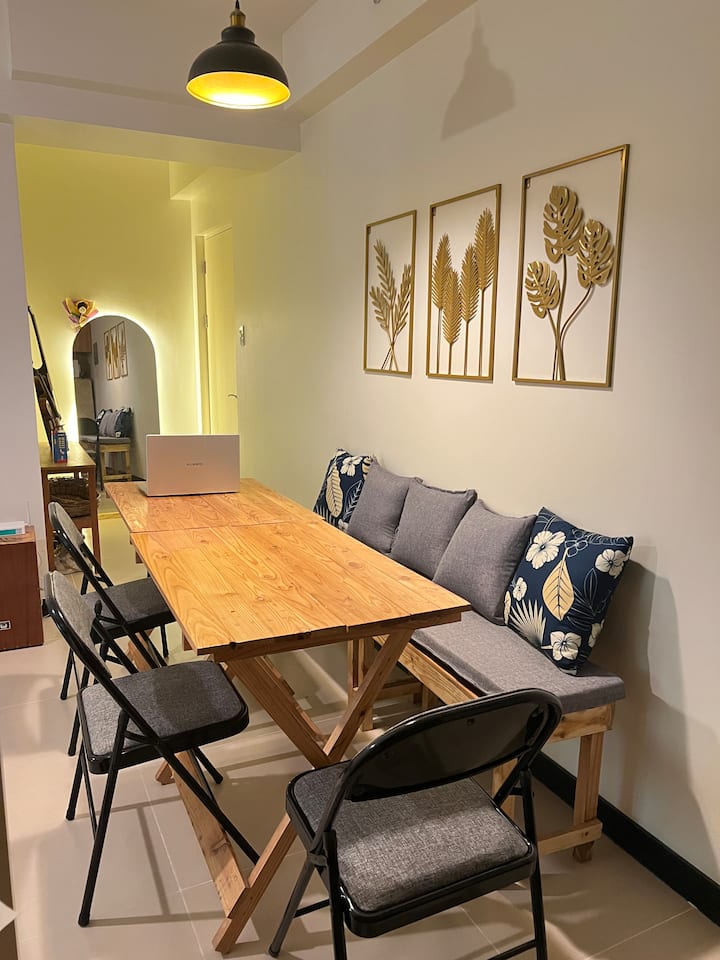 Resort Type Netflix|games|pool - Makati City