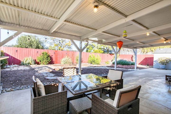 Cozy Home With Fenced Yard And Fire Pit - Spring Valley, CA