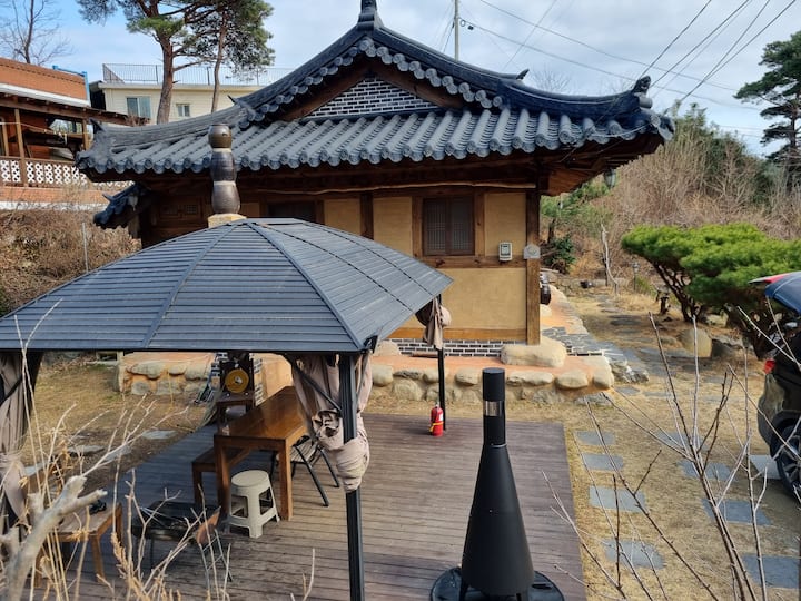 한옥독채/거실겸큰방1/작은방1/설악해변도보3분/낙산사/설악산 - Pyeongchang-gun