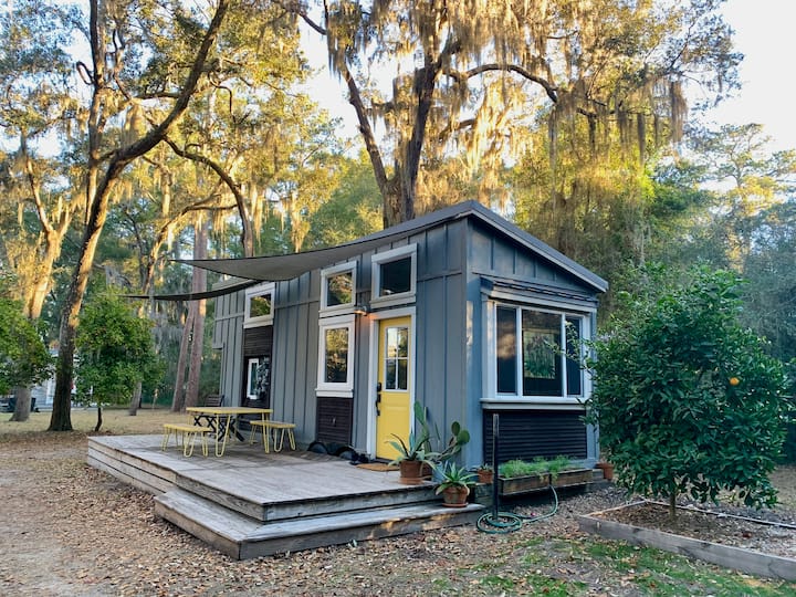 Monthly Stay "Urban Craftsman" Tiny Home - Savannah, GA