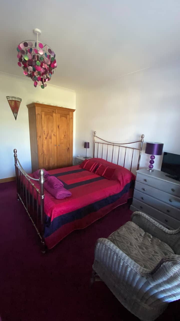 Double & Single Bed With Tv & Wifi For Up To 3 - Mudeford