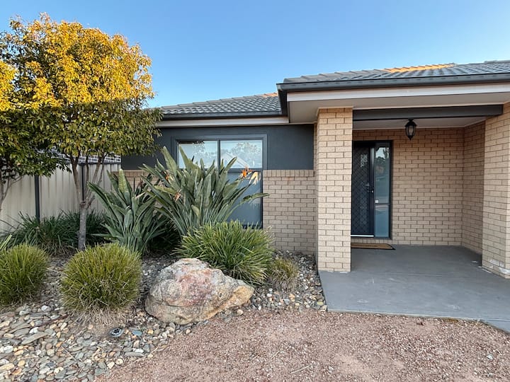 Bundalong On Clarke A Spacious Family & Pet Home - Bundalong