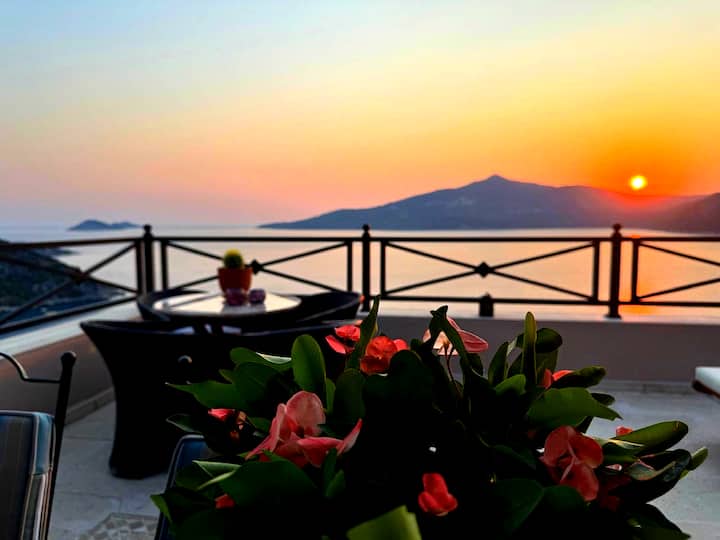 Charming Retreat For A Relaxing Getaway In Kalkan - Kalkan