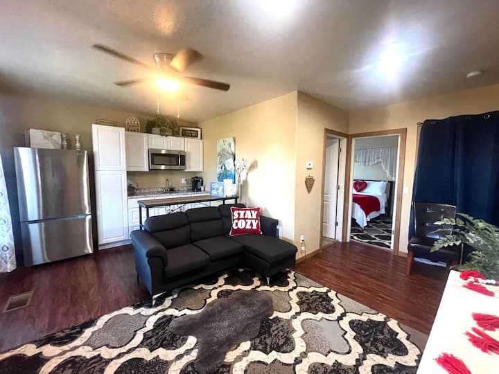 Stairway To The Cozy Vista, Kitchenette, Starlink - Cottonwood, AZ