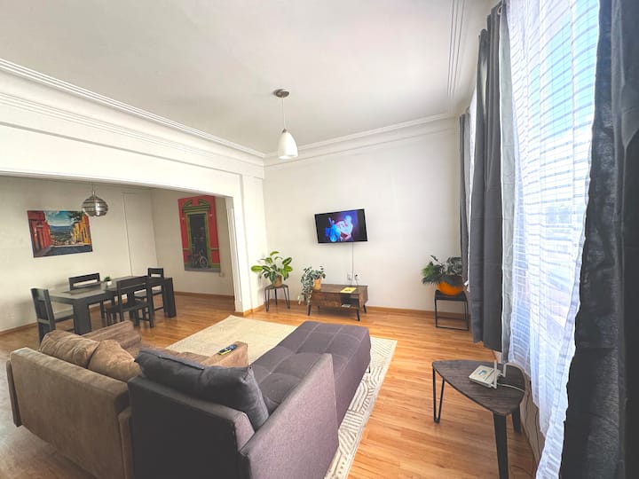 Centro Puebla 3-bd Apartment – Fits 6 Guests - Puebla