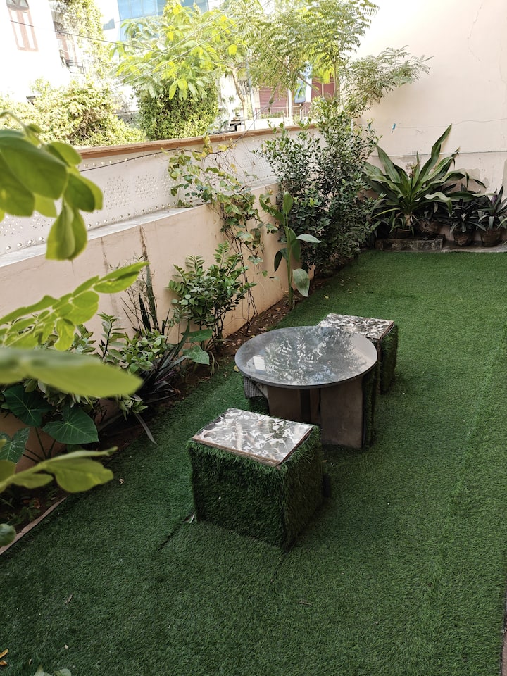 Cheerful 2 Br Residential House W/ Free Parking - Jaipur