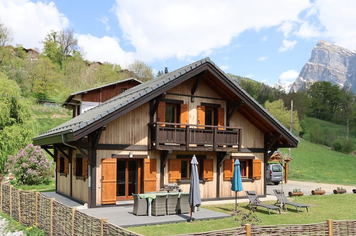 Chalet De 120 M² Pouvant Accueillir 8 Personnes - Samoëns