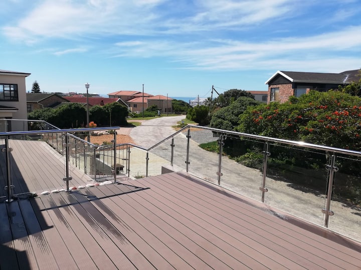 Off-the-grid 8 Sleeper Paradisebeach Jeffreys Bay - Jeffreys Bay