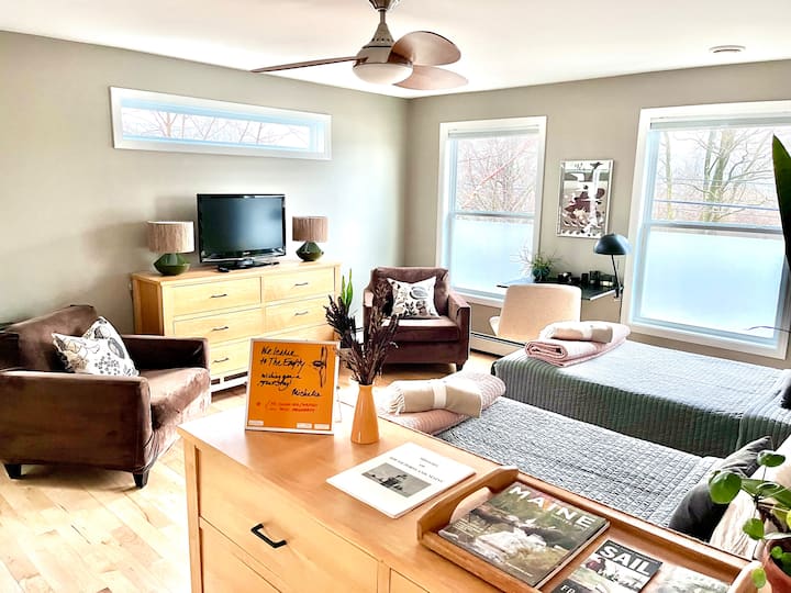 The Empty Nest - South Portland, ME