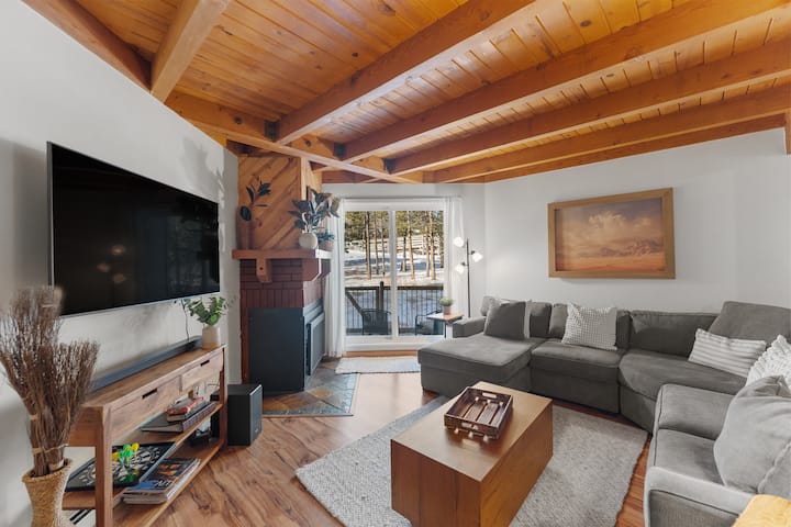 Beautiful Centrally Located Condo In Silverthorne - Silverthorne, CO