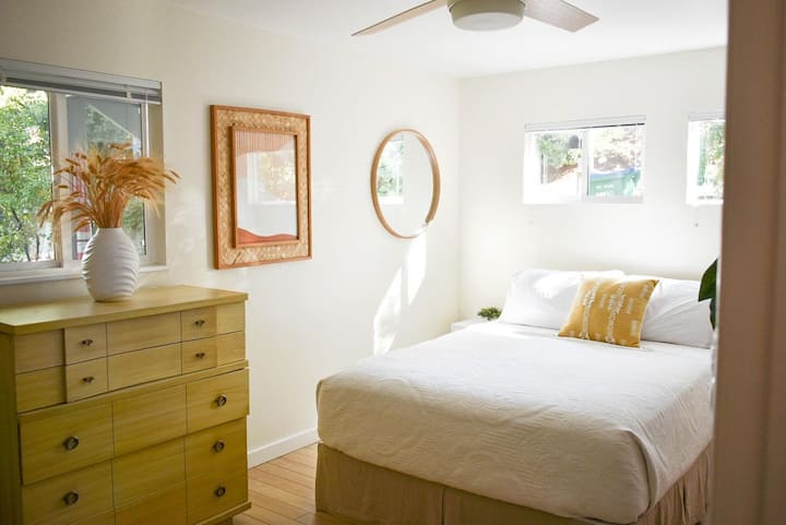 2b/1b •Clean•private•walk To Town•washer/dryer - Grass Valley, CA