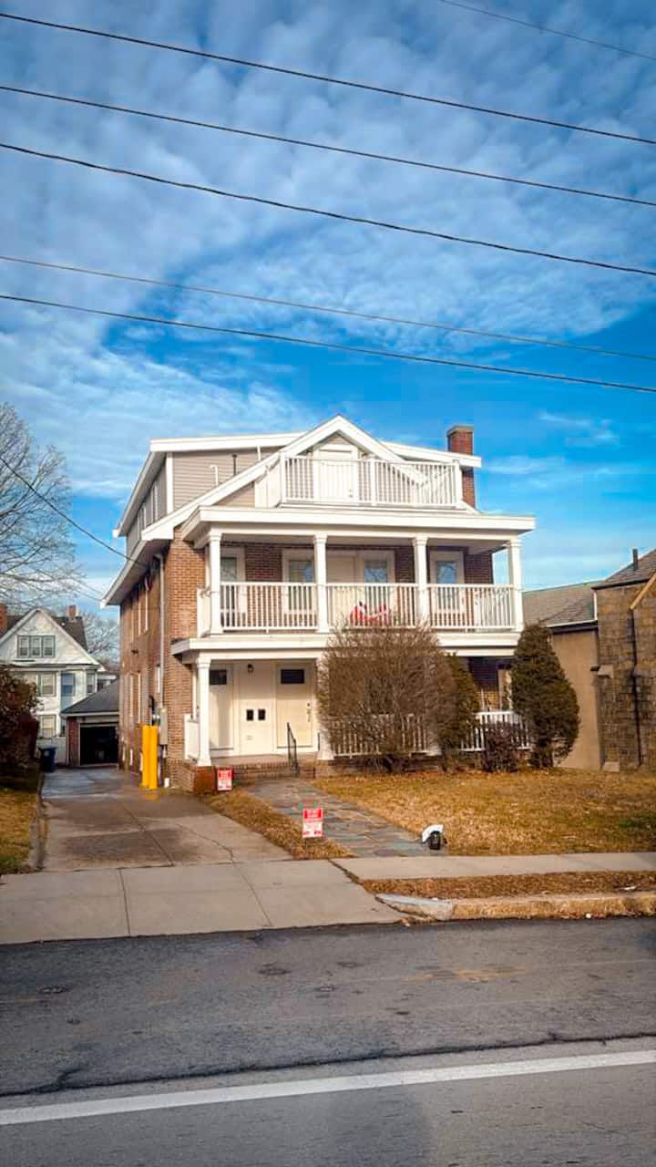 Magic Bedroom - Boston, MA
