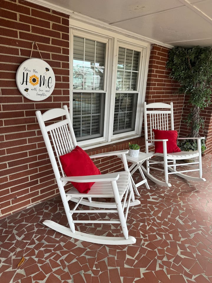 Cheerful Three Bedroom On Family Farm - Pembroke, NC
