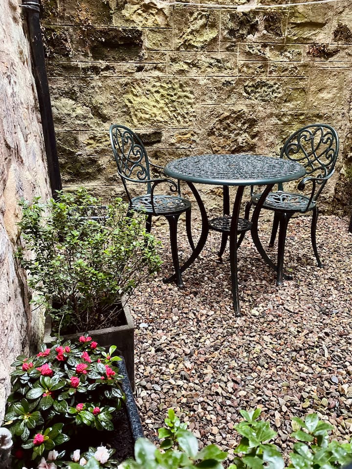 Modern Central St Andrews Flat Private Courtyard - Saint Andrews