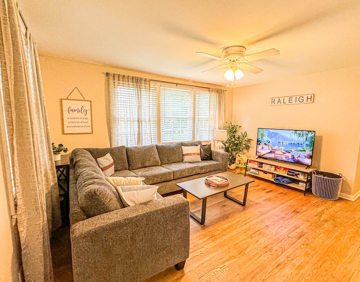 Charming & Cozy Midtown Ranch Home